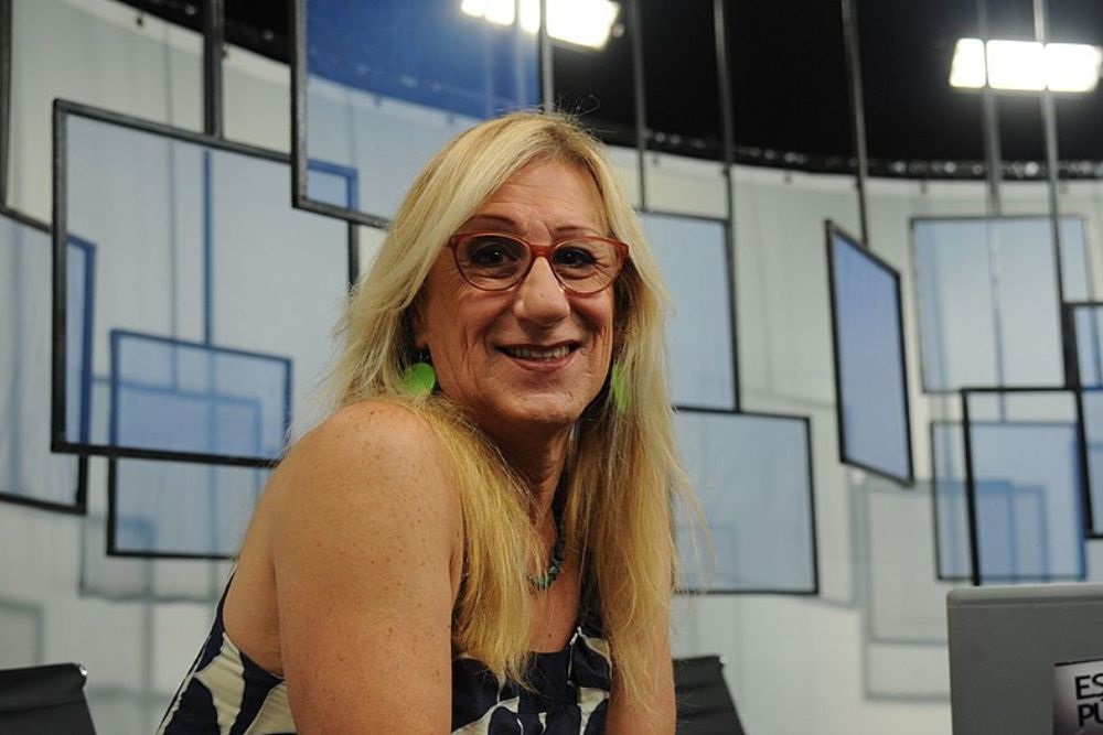 Confira o documentário que conta a história do cartunista Laerte em seu ...